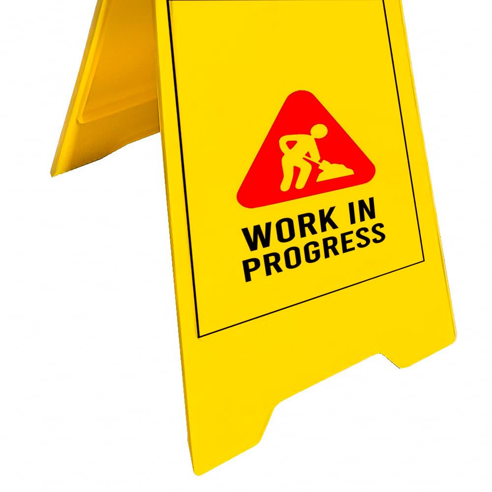 Panneau D'avertissement Jaune Un Panneau D'avertissement Jaune Et Noir