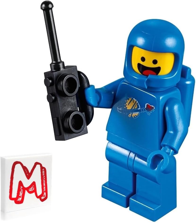 Amazon.com: The LEGO Movie 2 MiniFigure - Benny the Space Guy (with ...