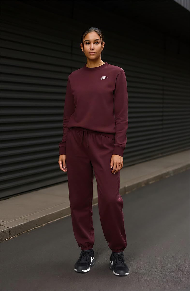 Amazon.com: Nike Women's Sportswear Club Fleece Mid-Rise Oversized ...