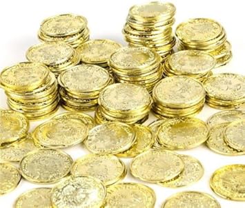 Amazon.com: 100 Plastic Pirate Gold Play Toy Coins Birthday Party ...