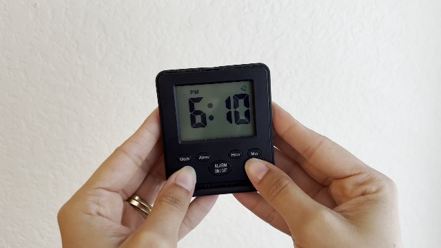 Watch HONEST Review of Travelwey Digital Travel Alarm Clock on Amazon Live