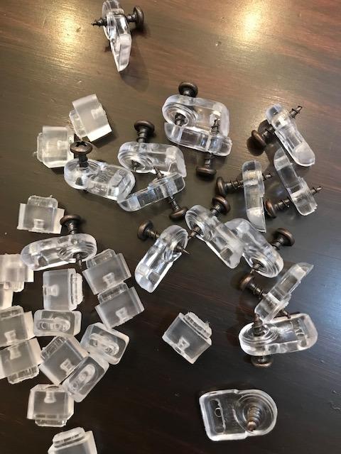 Amazon.com: HandyCT 50 Glass Retainer Clips, Plastic, Clear, Offset 6.8 ...
