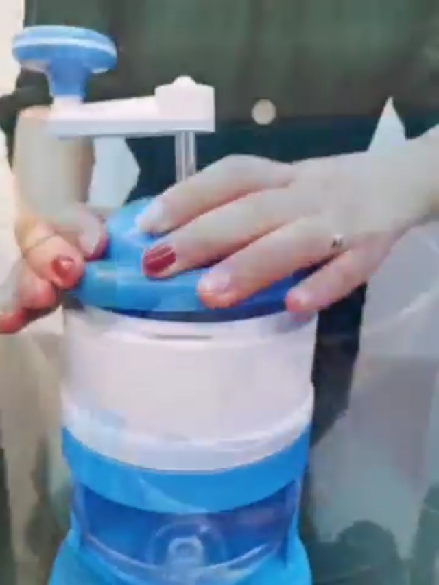 Watch Manual Ice Crusher, Portable Hand Crank Manual Ice Crusher on ...