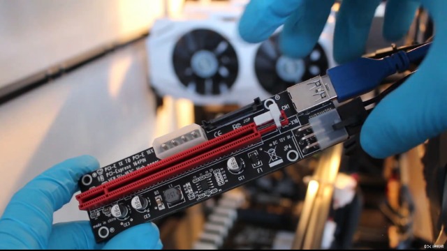 Watch How to wire and install PCIe RISERS on PC﹙Mining rig build﹚ on ...