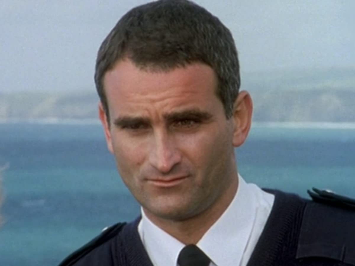 Watch Doc Martin Season 3 | Prime Video