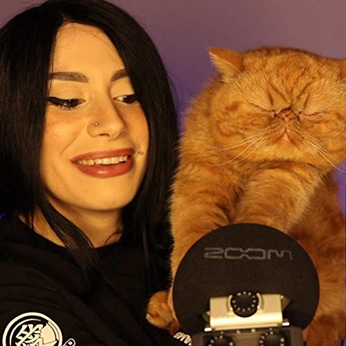 I SHOW YOU MY GIRLS de Ellie Alien ASMR en Amazon Music Unlimited