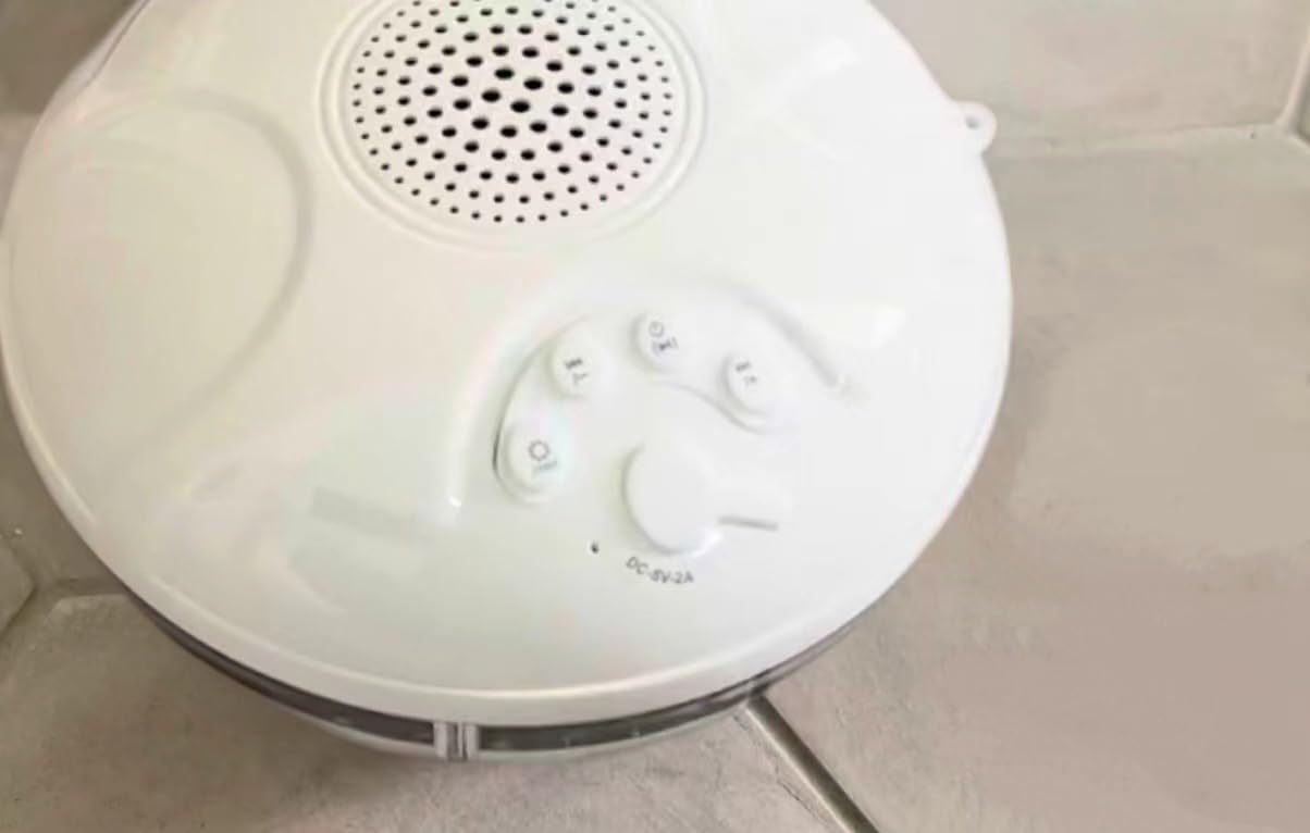 Amazon.com: Blufree Floating Pool Speaker with Colorful Fish Lights ...