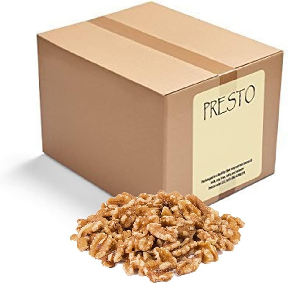 Amazon.com : Walnut Halves & Pieces - 25 lb. : Snack Walnuts : Grocery ...