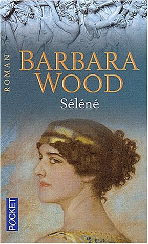 Amazon.com: Selene: 9782266118385: Wood: Books