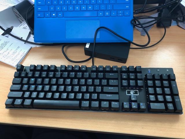 E Element E-YOOSO Z-88 Mechanical Gaming Keyboard RGB Backlit, 104 Keys ...