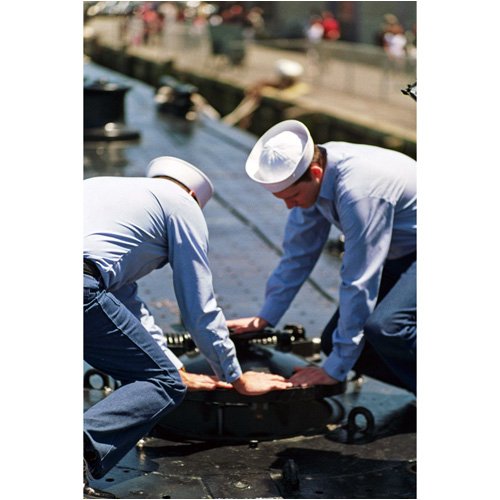 Amazon.com: Man, Moment, Machine: The Great Sub Rescue : Movies & TV