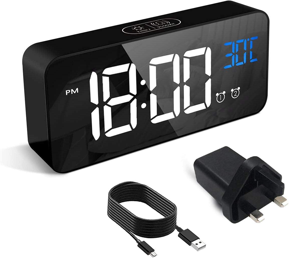 HERMIC Alarm Clock, Digital Clock USB Rechargeable with Temperature ...