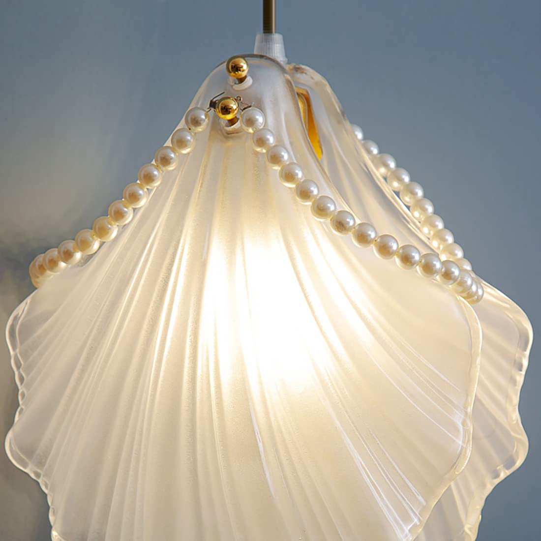 Mini Pearl White Shell Pendant Light