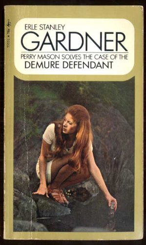 Perry Mason Solves the Case of the Demure Defendant: Amazon.co.uk: Books