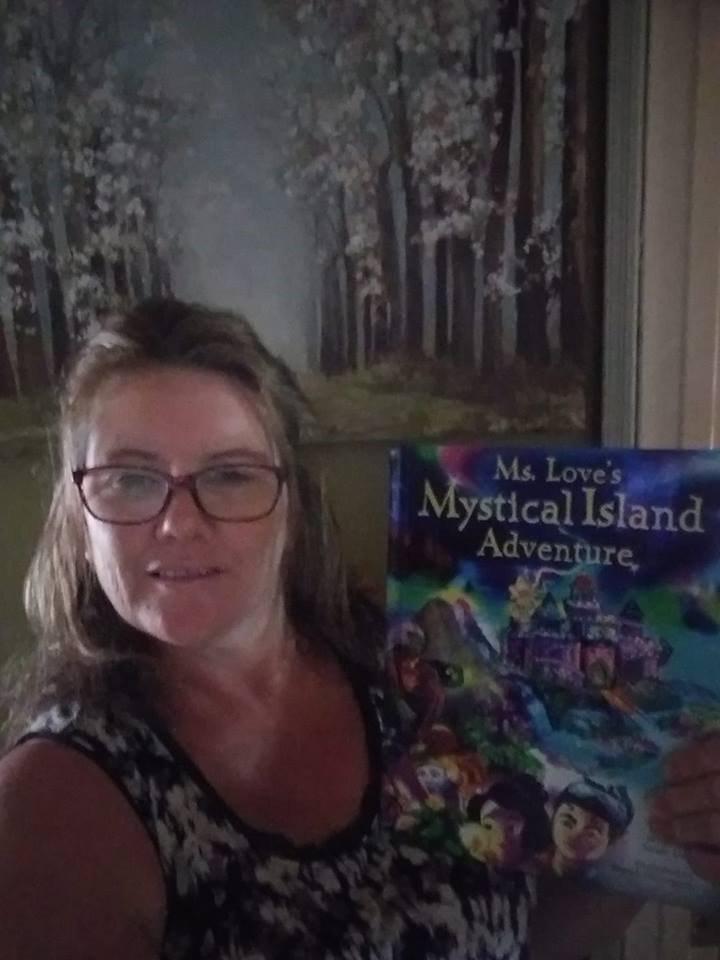 Ms. Love's Mystical Island Adventure (1): Love, Susan: 9780692938706 ...