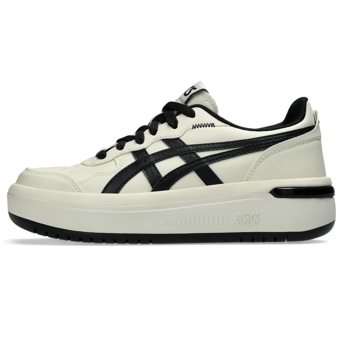 9 Best Japanese Sneakers | Suede, Canvas, and Cushioning