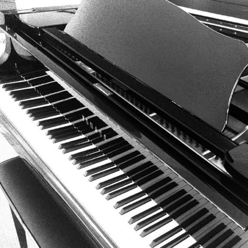 Écouter Place In This World par Isaac Moore sur Amazon Music Unlimited