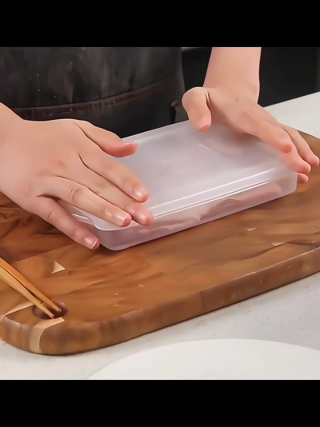 Watch cold cuts storage containers for fridge on Amazon Live