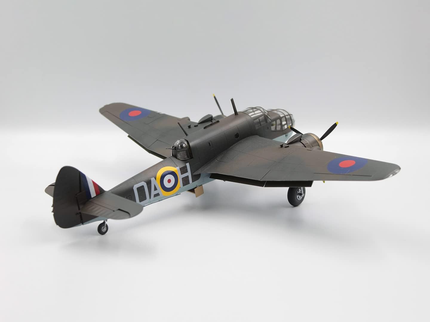 Buy ICM 48310 - Bristol Beaufort Mk.I, WWII British Torpedo-Bomber ...