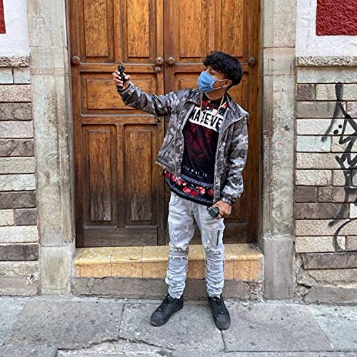 Reproducir No Dejo de Pensar de Jharell music en Amazon Music