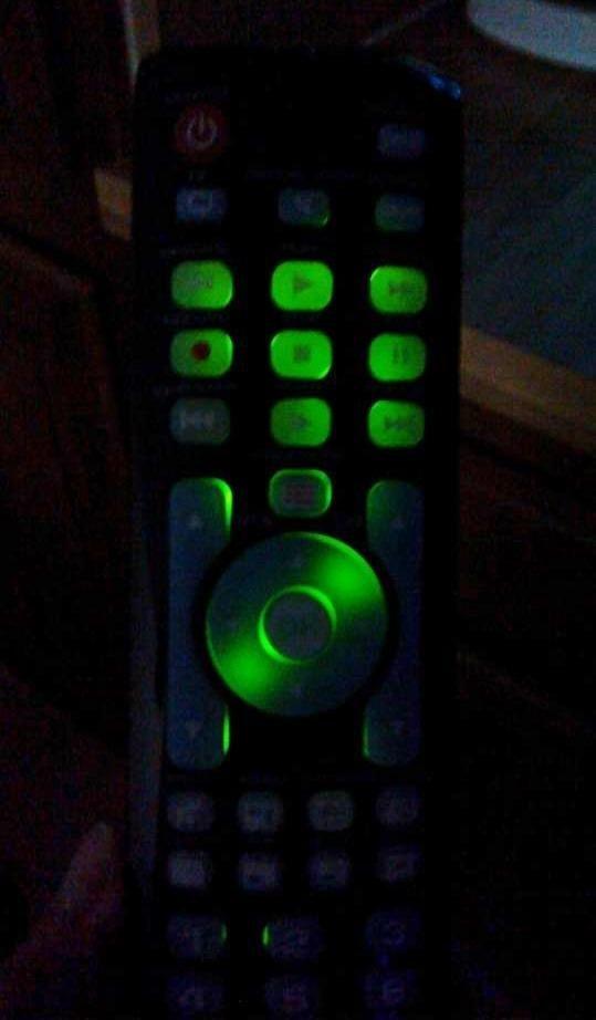 Amazon.com: RCA RCRN08GR 8 Device Universal Remote with Blue Backlit ...