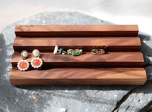 Amazon.com: GemShou Walnut Ring display tray, wood jewelry ring and ...