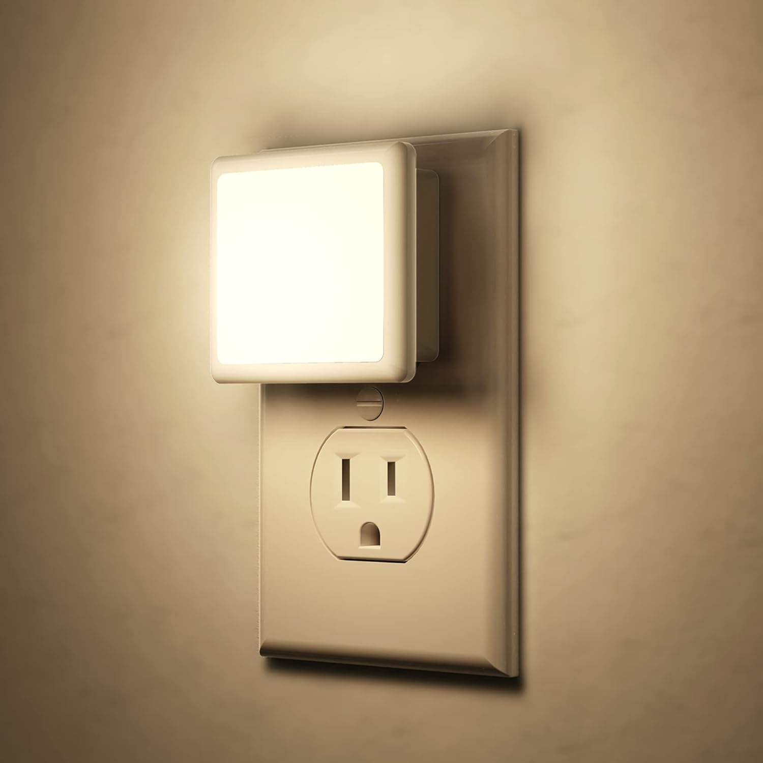 JandCase Night Lights, Plug in Night Light with Dusk-to-Dawn Light ...