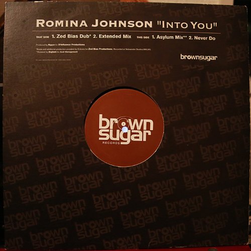 Into You: Romina Johnson: Amazon.es: CDs y vinilos}