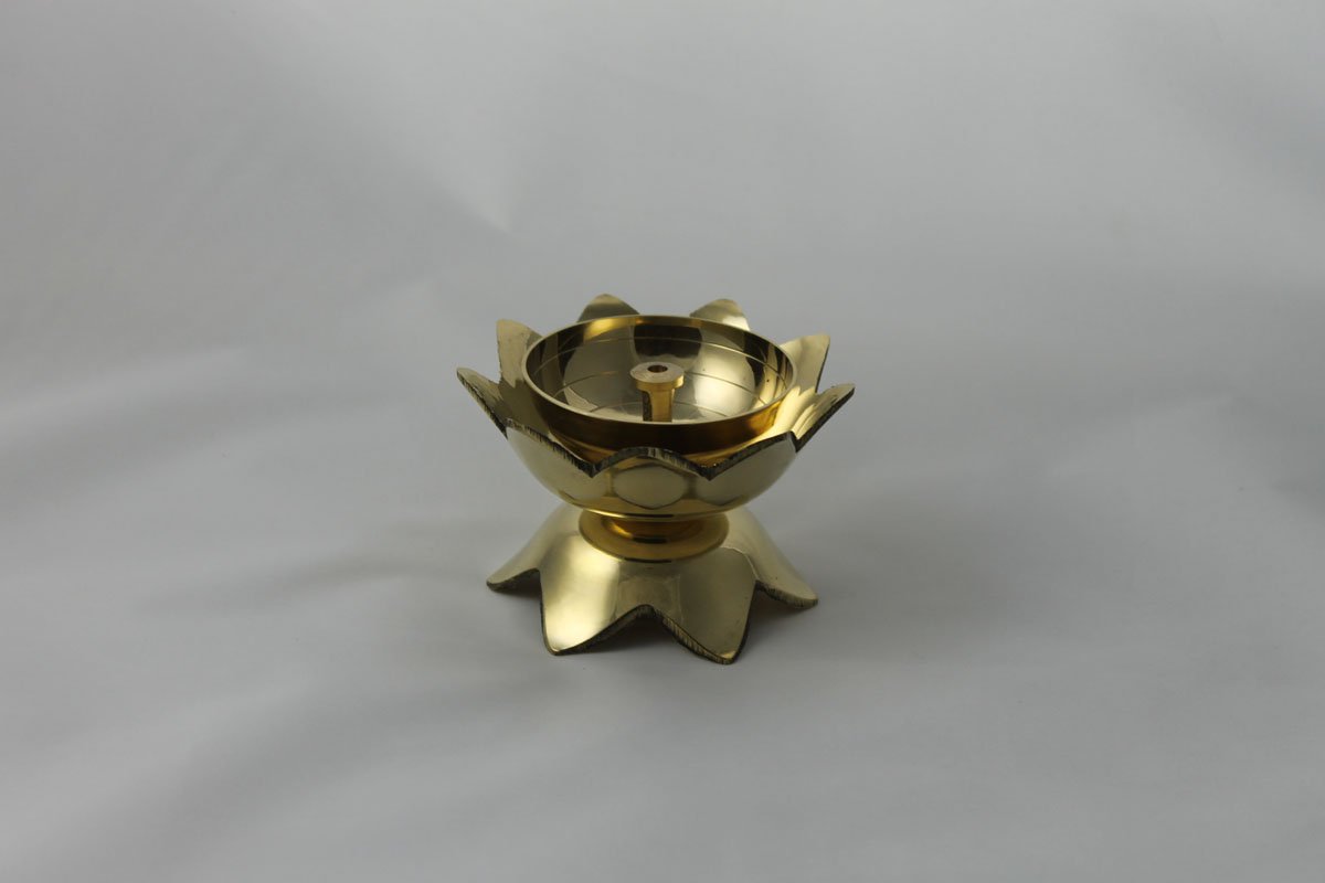 SARVSIDDHI Brass Lotus Deepak : Amazon.in: Home & Kitchen