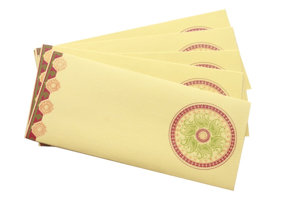 Tradtional Ethnic Design Gold Paper Money Envelope Set of 5 : Amazon.in ...