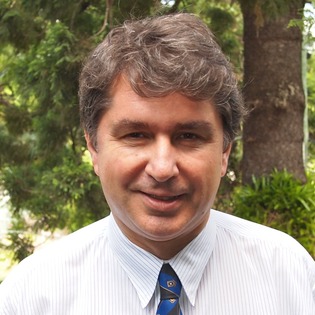 Amazon.com: Zoran Milosevic: books, biography, latest update