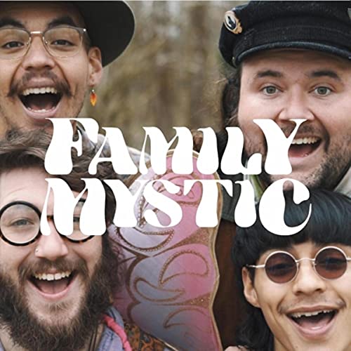 New Moon de Family Mystic en Amazon Music Unlimited