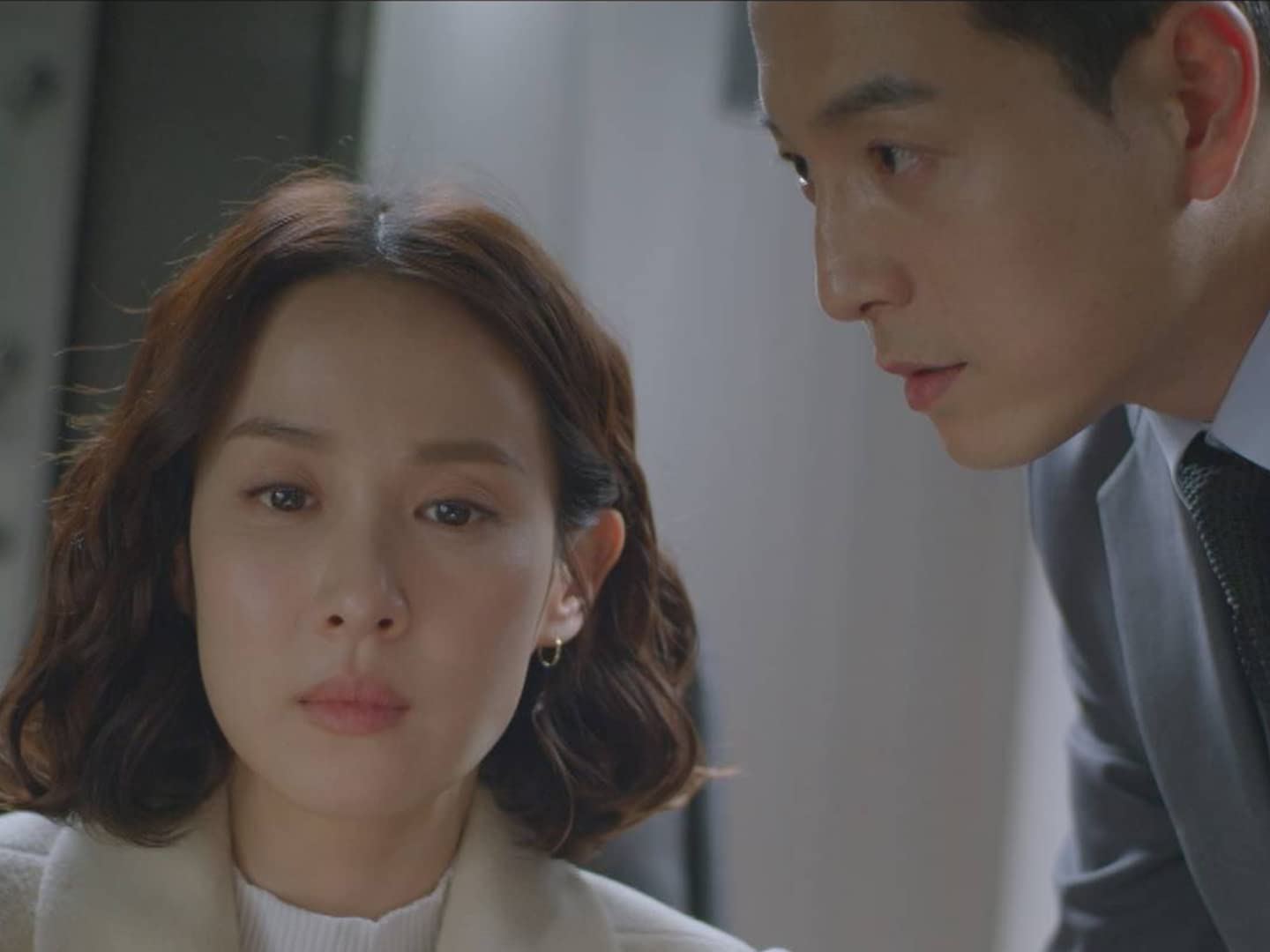 Amazon.co.jp: 99億の女を観る | Prime Video