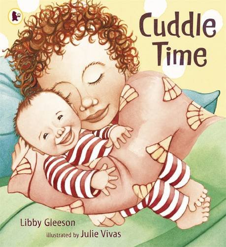 Amazon.com: Cuddle Time: 9781406301175: Libby Gleeson, Julie Vivas: Books