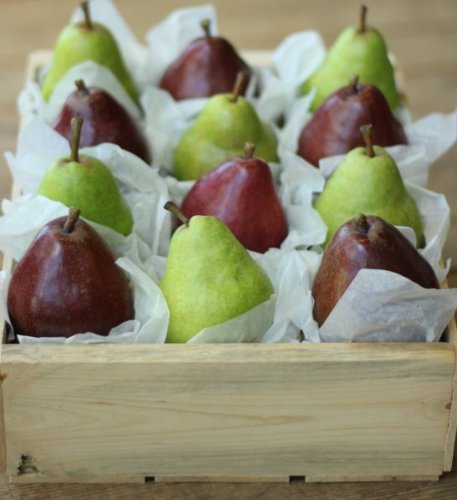 Amazon.com : 6 lbs Starkrimson Pear Gift Box : Pears Produce : Grocery ...