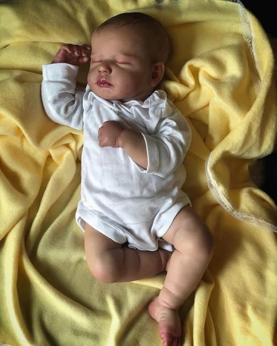 Amazon.com: OCSDOLL Realistic Newborn Baby Doll Girl 20inch Reborn Baby ...