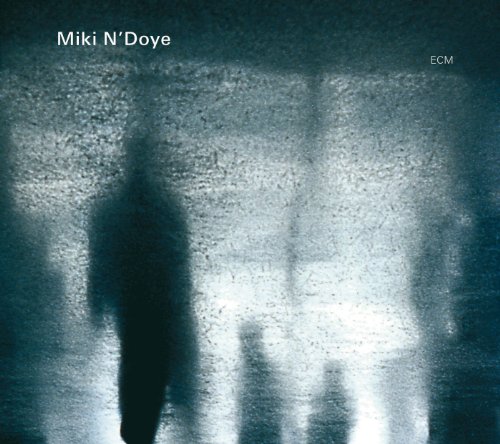 Écouter Tuki par Miki N'Doye sur Amazon Music Unlimited