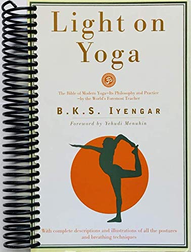 Light on Yoga: The Bible of Modern Yoga : B. K. S. Iyengar: Amazon.co ...