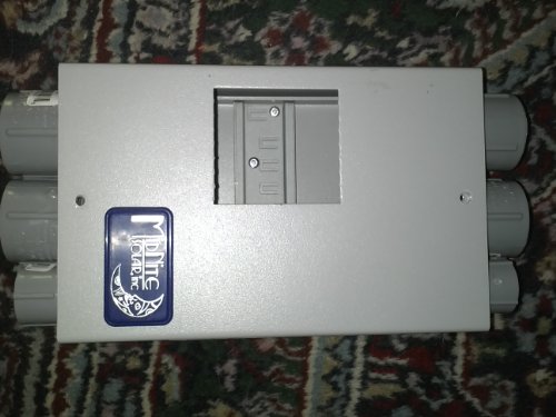 Midnite Solar 4-Position DC Circuit Breaker, Model# Big Baby - Want It All