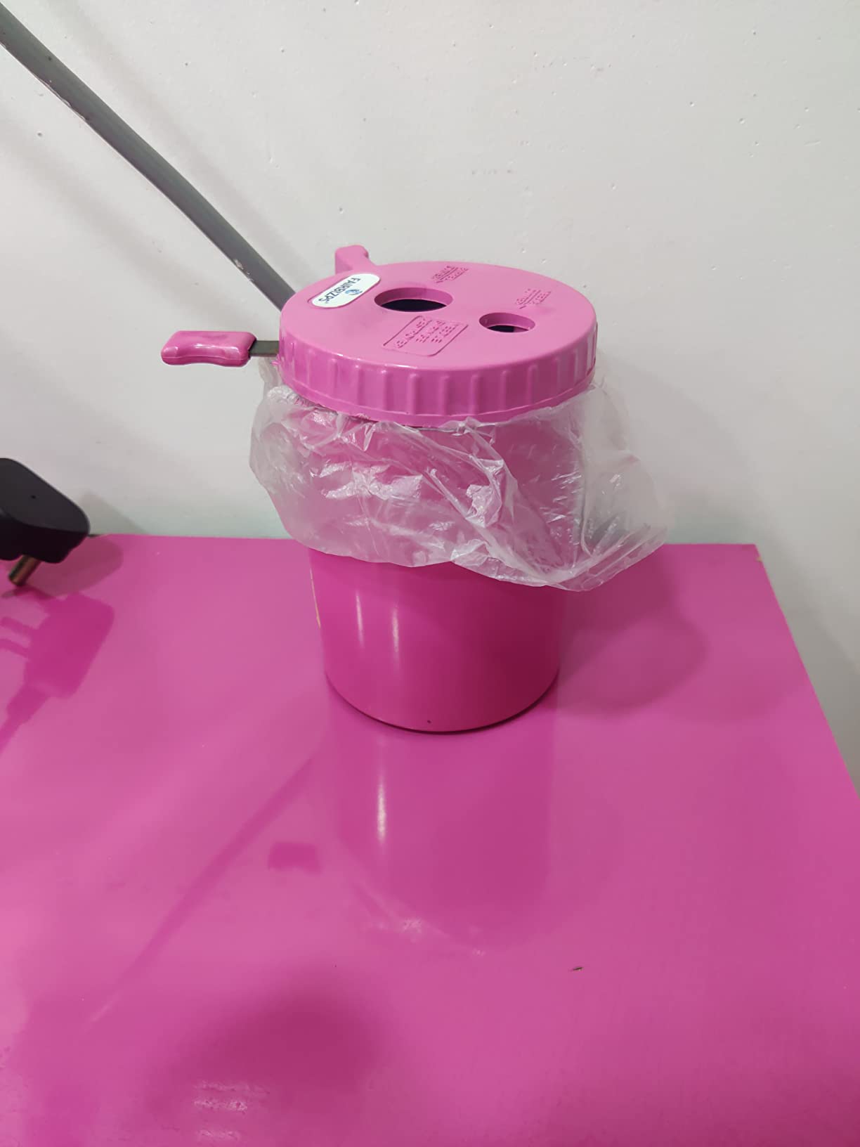 FAIRBIZPS Manual Needle Hub Cutter Needle Destroyer and Syringe Cutter ...