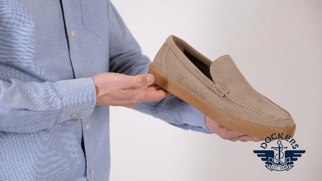 Watch Dockers Mens Varian on Amazon Live