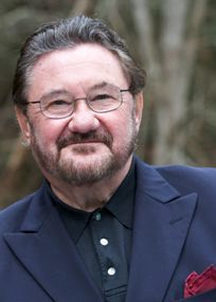 Amazon.com: John De Mado: books, biography, latest update