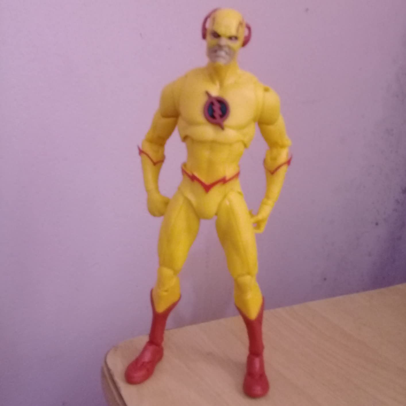 Amazon.com: McFarlane Toys DC Multiverse Reverse Flash 7" Action Figure ...