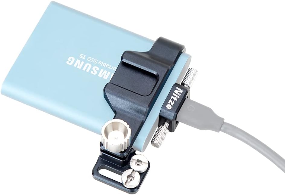 Amazon.com: SMALLRIG SSD Mount Bracket SSD Holder for Samsung T5/T7 SSD ...