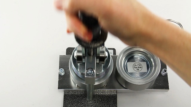 Snapklik.com : 2-1/4 Inch Neil Button Machine