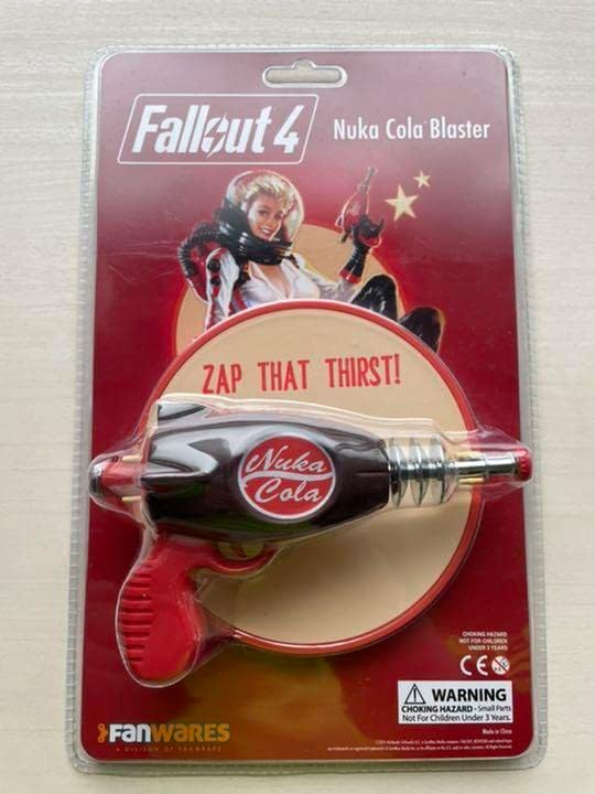 Amazon.co.jp: Fallout4 Nuka Cola Blaster フォールアウト : おもちゃ