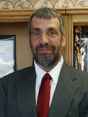 Amazon.com: Dan Glover: books, biography, latest update