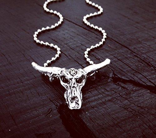 Amazon.com: Men's Large Bull Skull Necklace | Bull Skull Jewelry ...