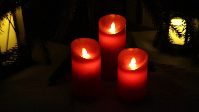 Watch Red Flickering Flameless Candles with Moving Flame on Amazon Live