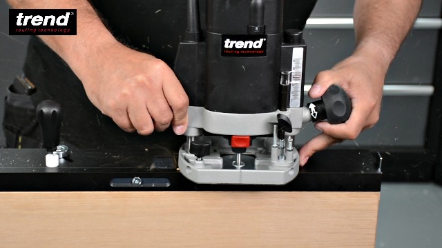 Watch Trend Hinge Jig for Recessing Hinges in Doors & Door Frames on ...